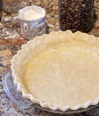 % How To Blind or Par-Bake Pie Shells - My Country Table