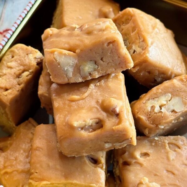 25 Yummy Candy Recipes - My Country Table